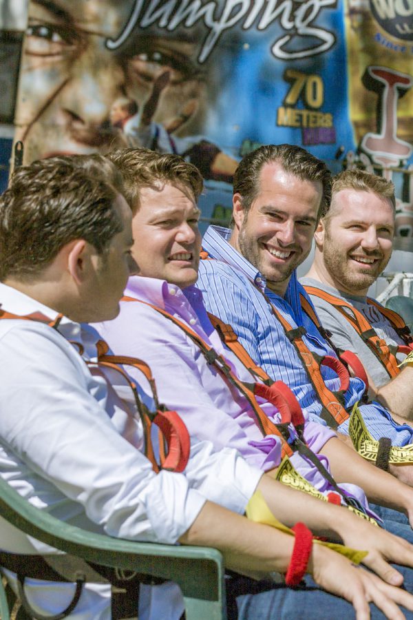 Jump in Group with your friends | Bungee Jumping